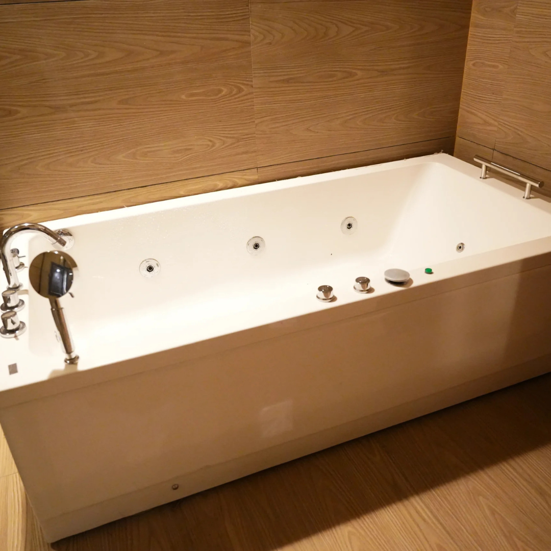 Premium With Jacuzzi - Luxury Resort in Jim Corbett National Park
